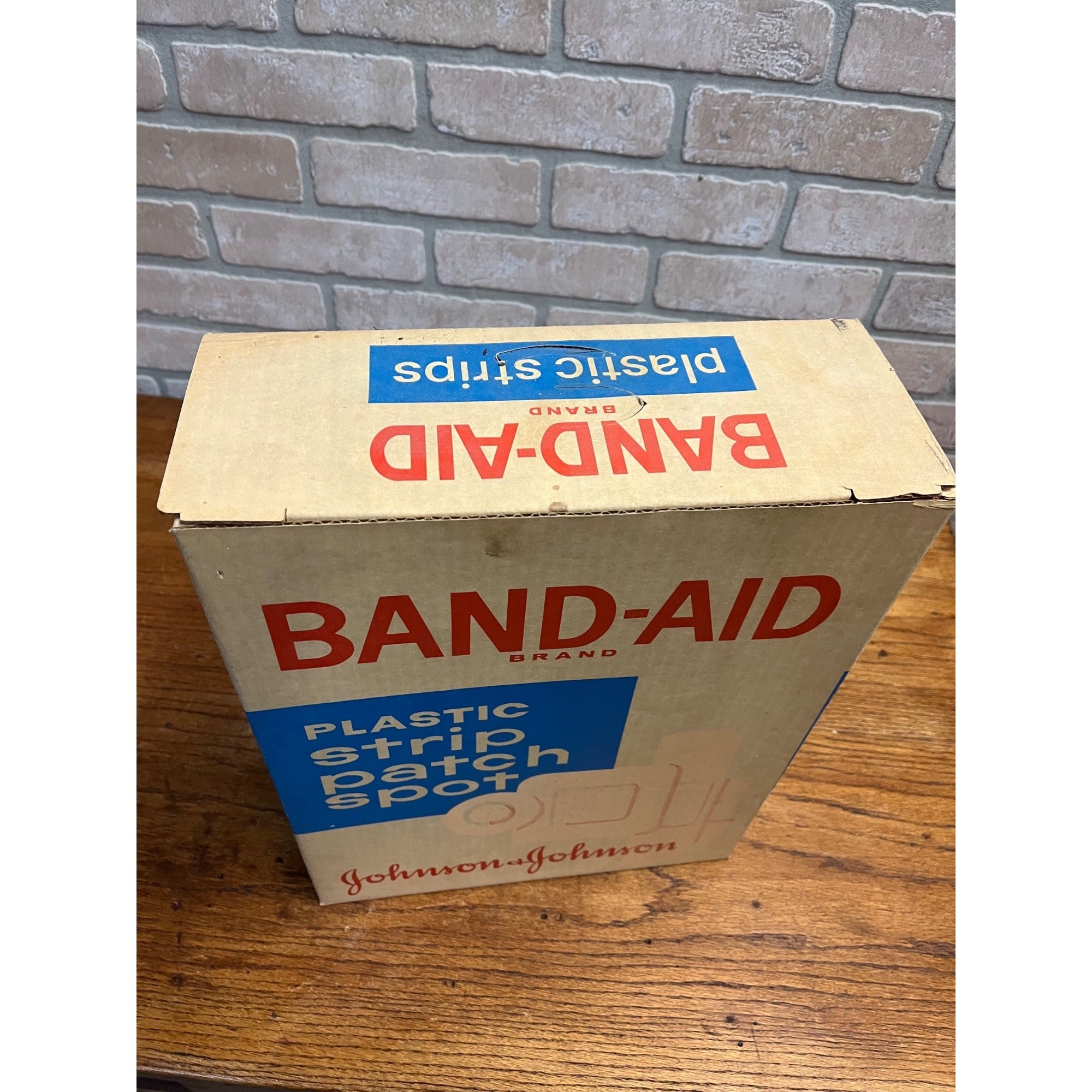 Vintage Band-Aids Drug Store JUMBO Cardboard Box Display Advertising S ...
