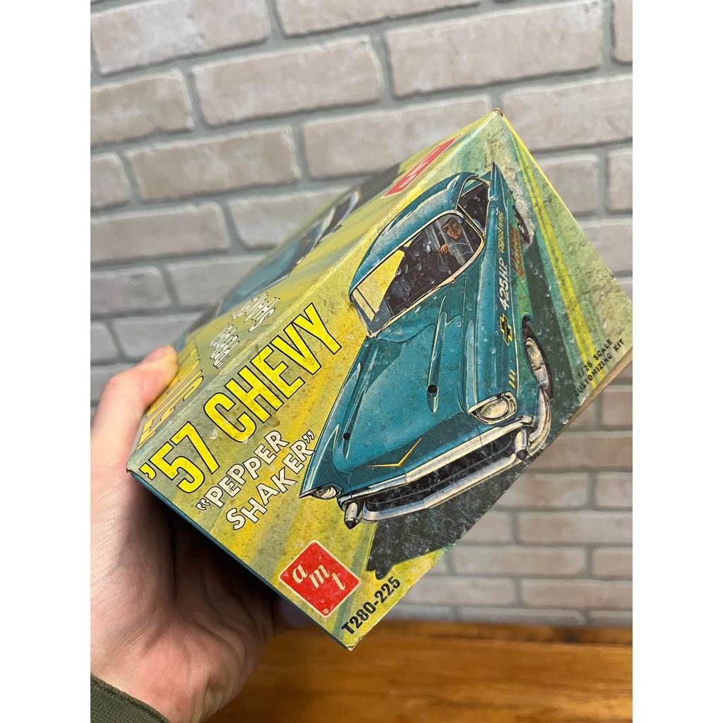 AMT ‘57 Chevy Pepper Shaker 1:25 Model Kit Car Open Box Complete Unass ...